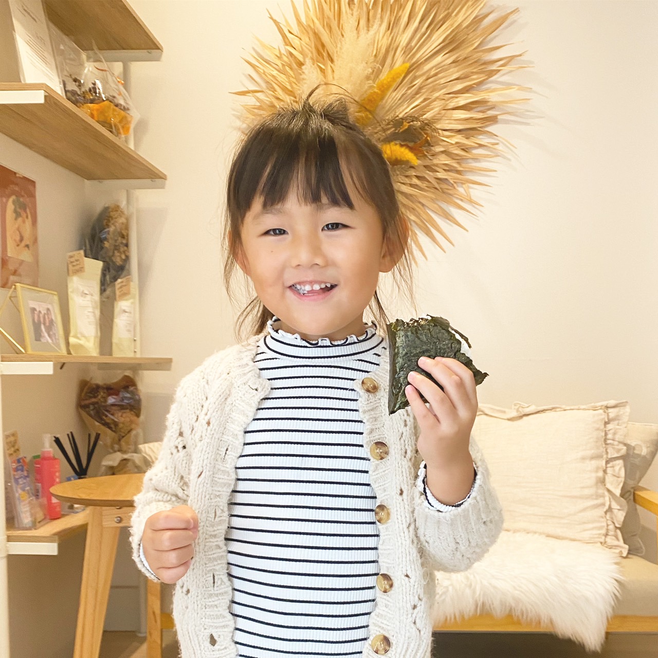 <お子様連れトレーニング> ぎゅーと抱きついて「運動の先生大好きー!」はトレーナーの心鷲掴みです♪ 福岡市女性専門パーソナルトレーニングジム With U ウィズユー